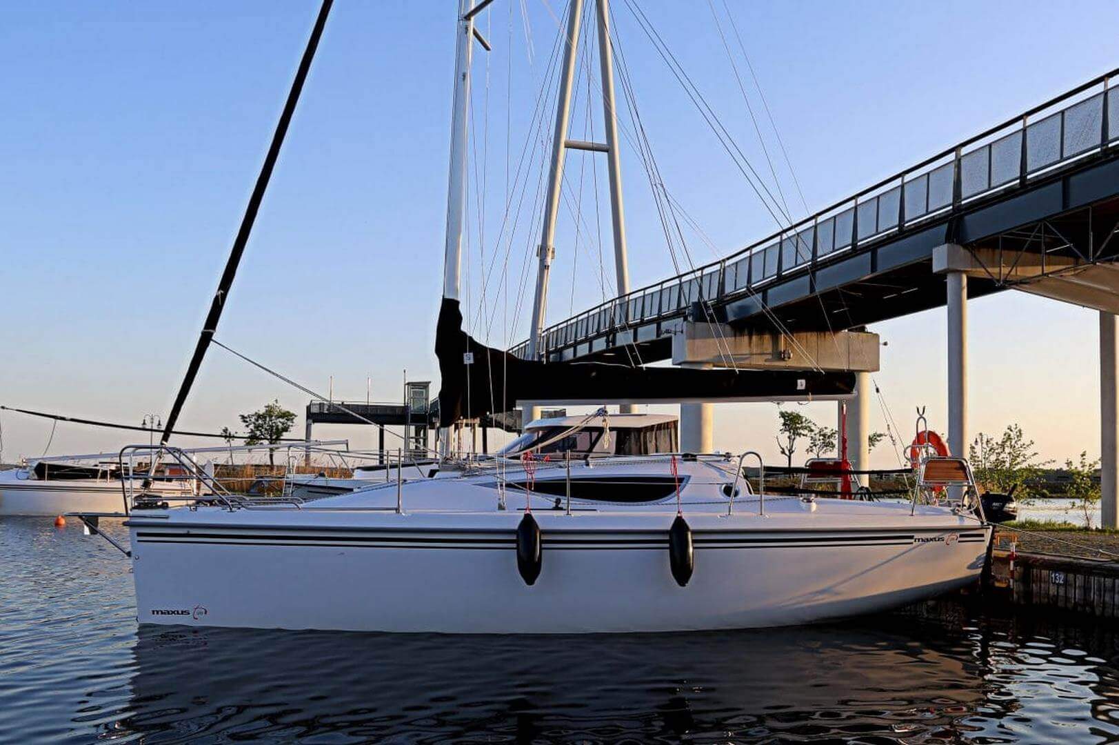 Czarter jachtu MAXUS 28 na Mazurach